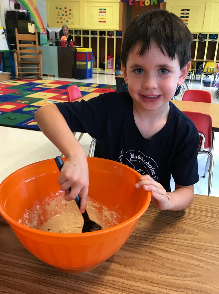 Making Muffins in Preschool – St. Linus School
