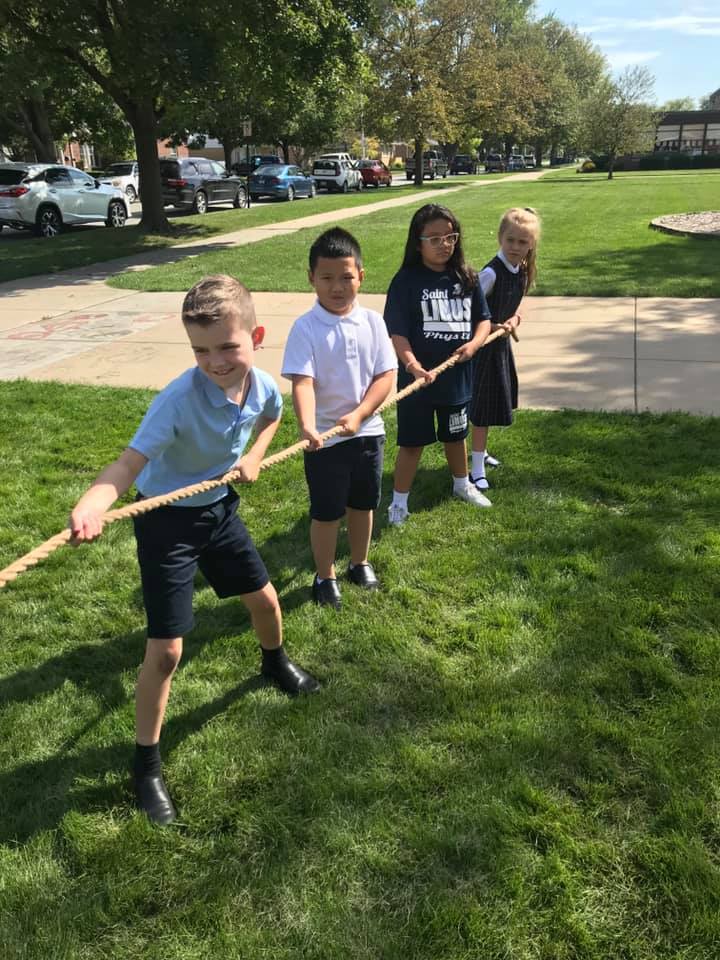 Third Grade Rockin’ the STEM projects! – St. Linus School