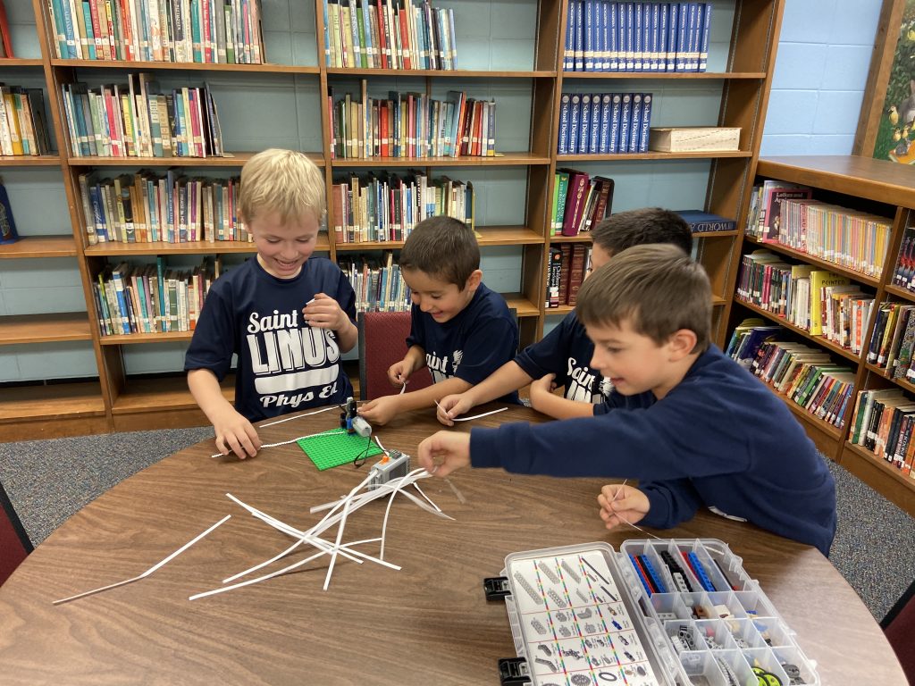 Lego STEM Enrichment Class – St. Linus School