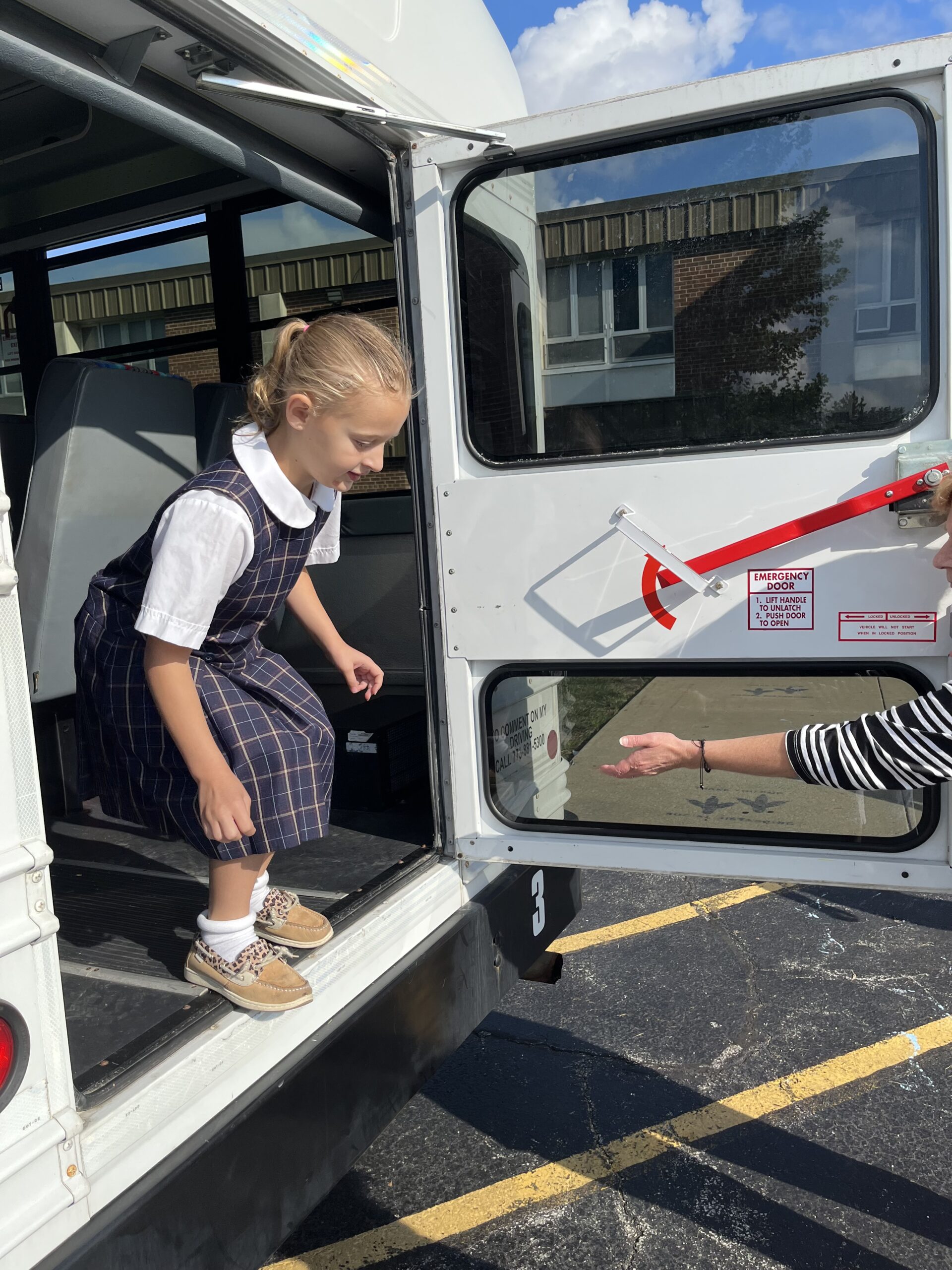Our bus drill was a success! – St. Linus School