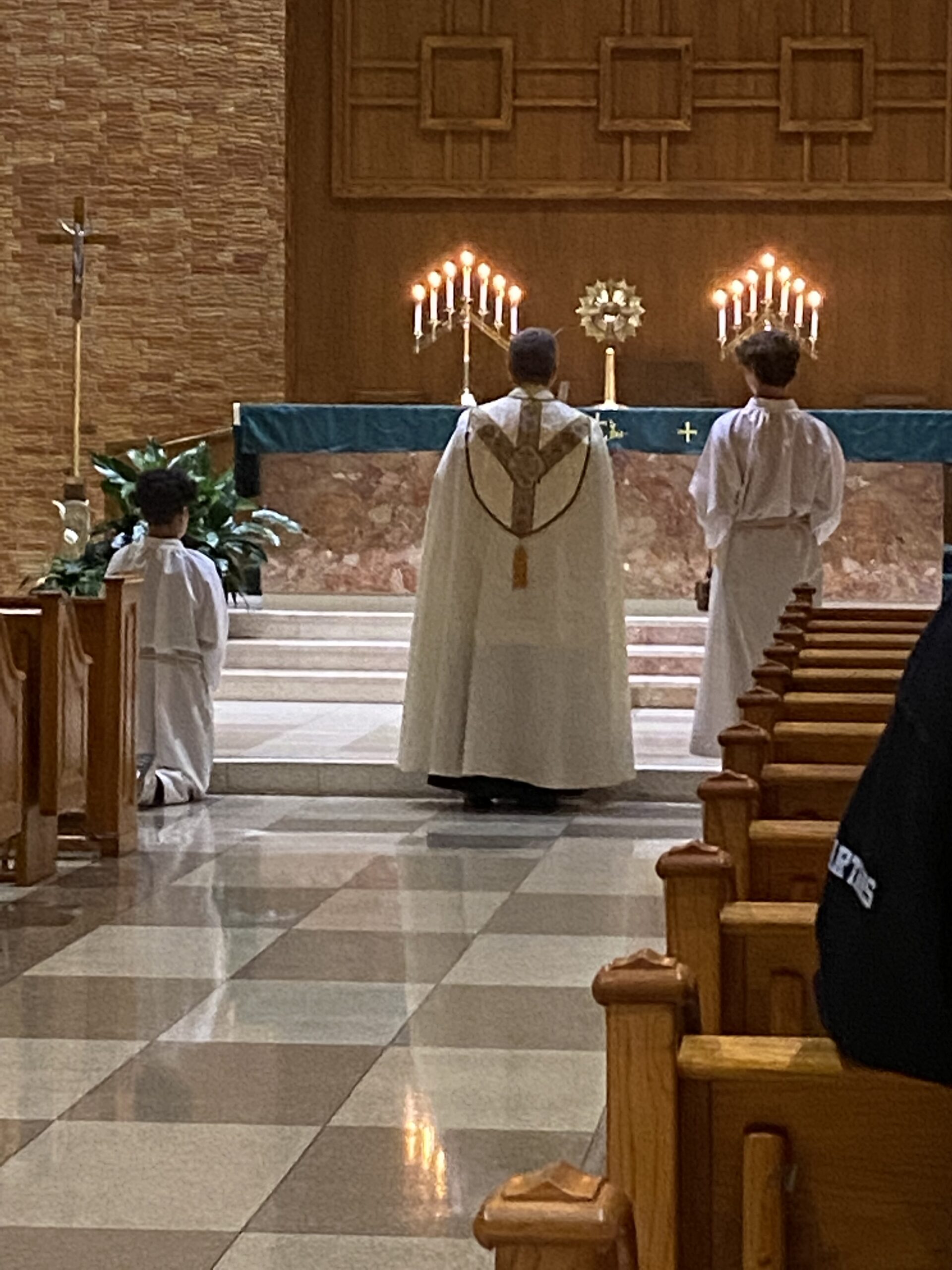 Exposition and Benediction of the Blessed Sacrament – St. Linus School