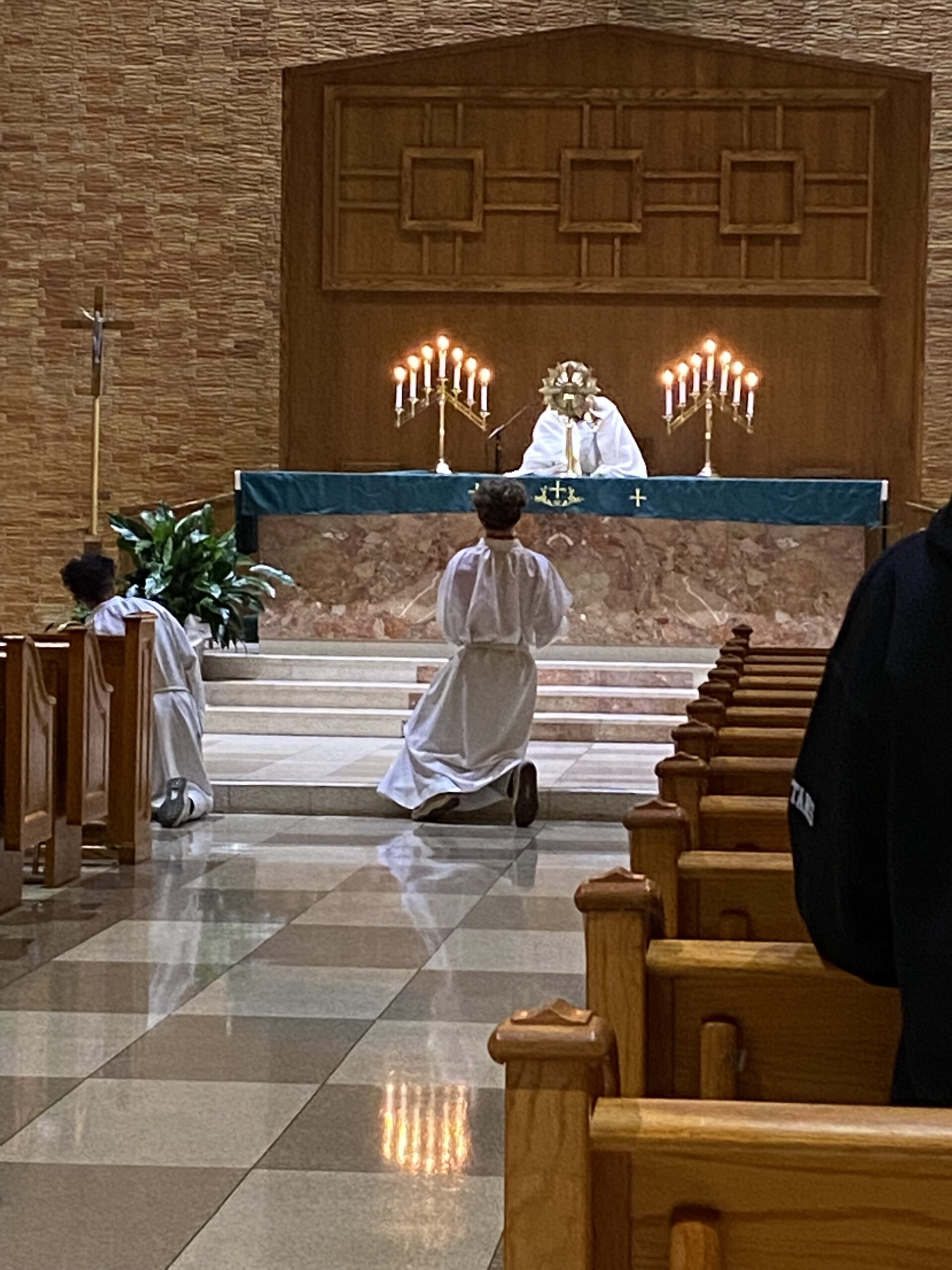 Exposition and Benediction of the Blessed Sacrament – St. Linus School
