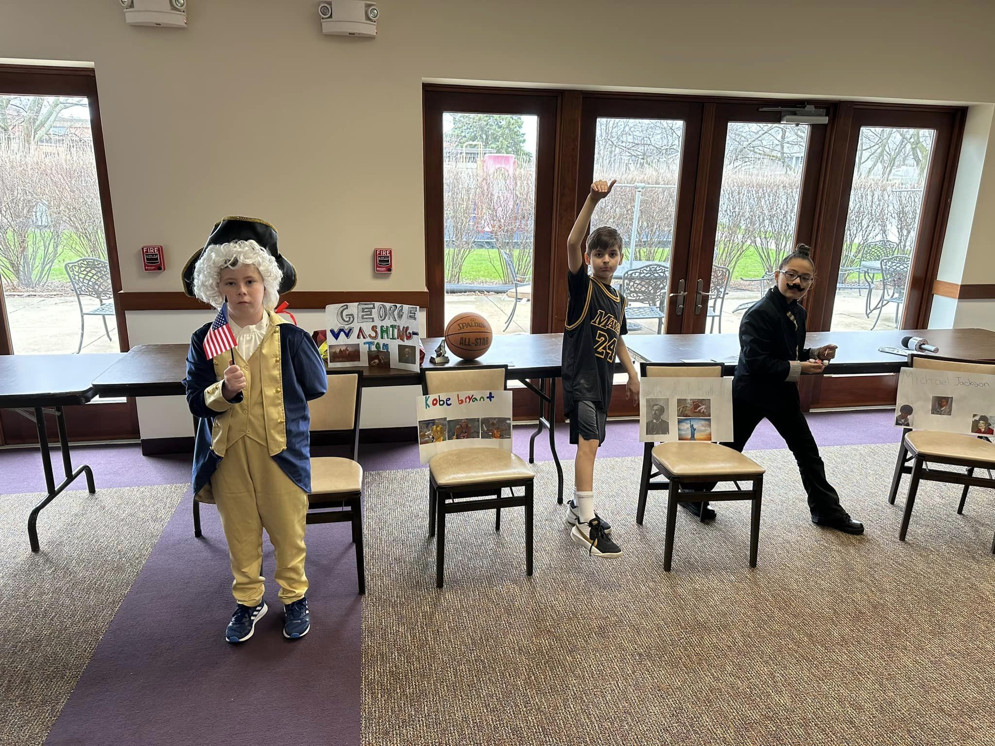 Living Wax Museum!-5th Grade Class – St. Linus School